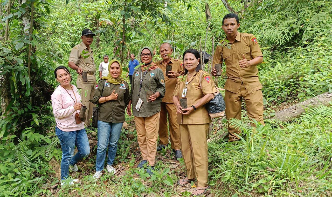 Peringatan Hari Desa Asri Nusantara Ditandai Penanaman Bibit Pohon ...